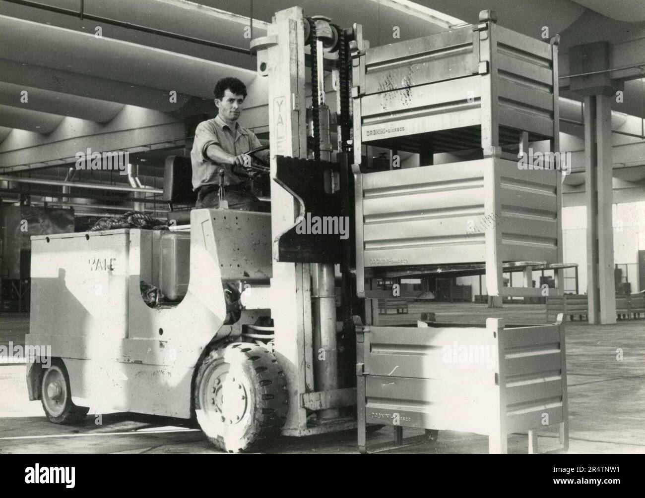 Man at work with a Yale forklift, 1960s Stock Photo - Alamy