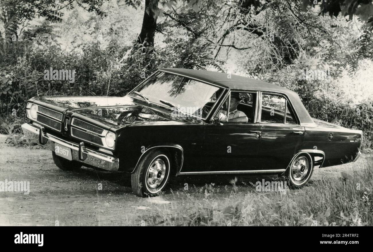Chrysler Valiant Signet car, USA 1967 Stock Photo - Alamy