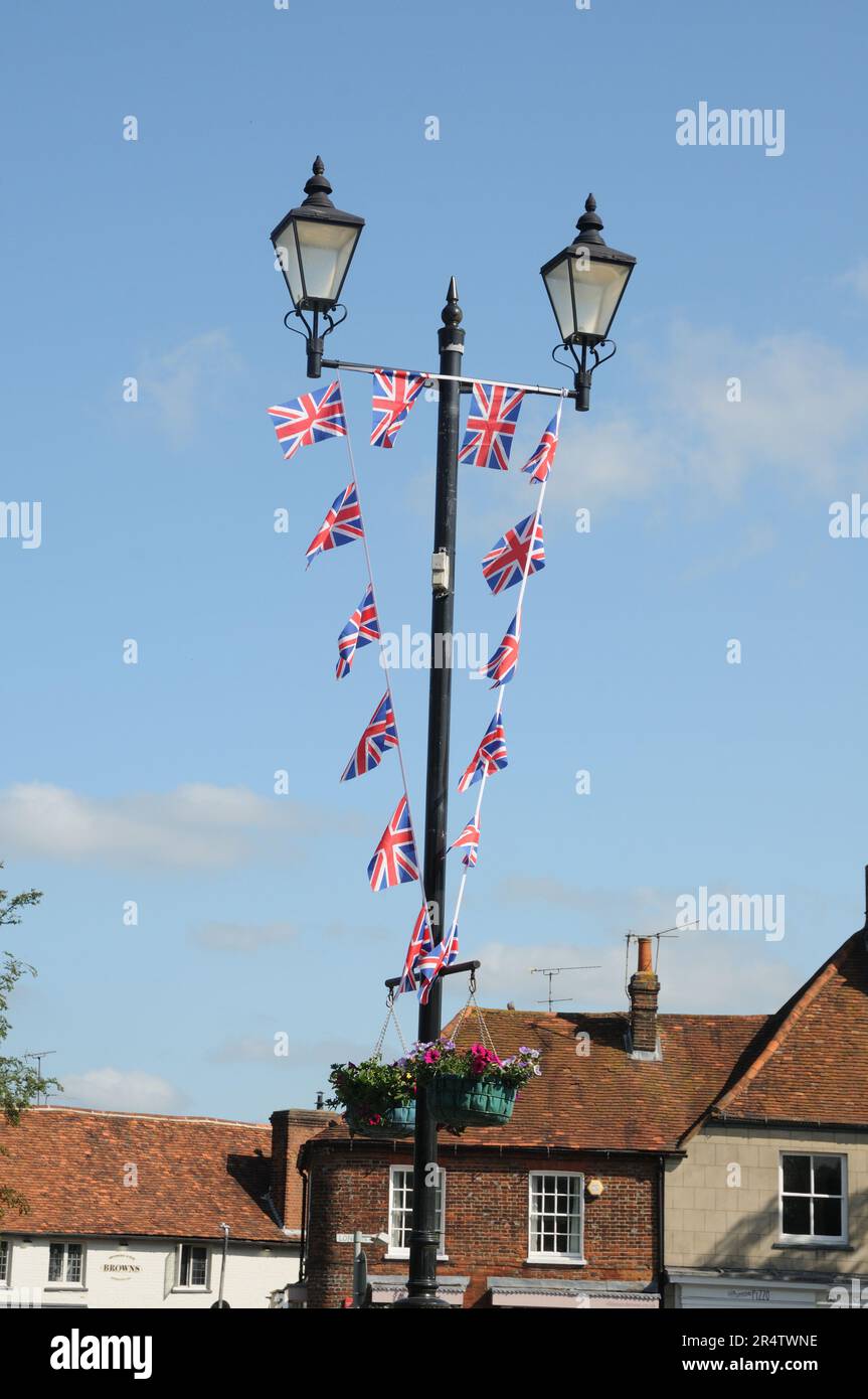 Decorated lamp post hi-res stock photography and images - Alamy