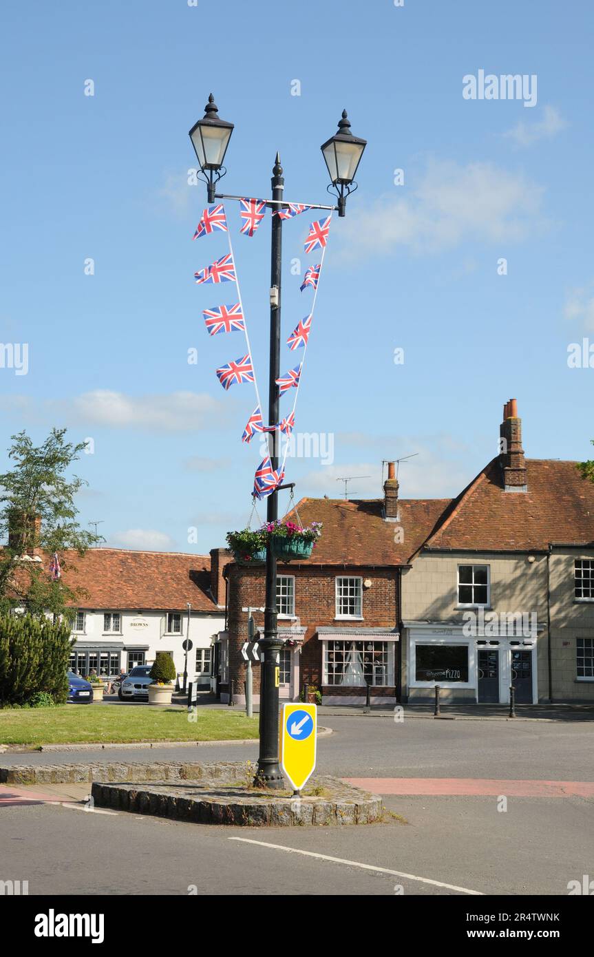 Decorated lamp post hi-res stock photography and images - Alamy