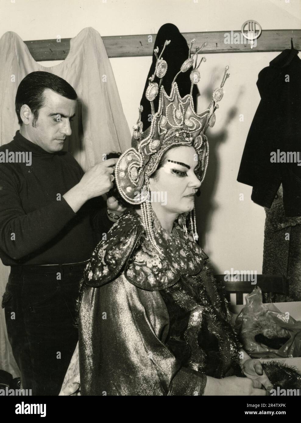 Make up man at work with a opera singer, Italy 1970s Stock Photo - Alamy