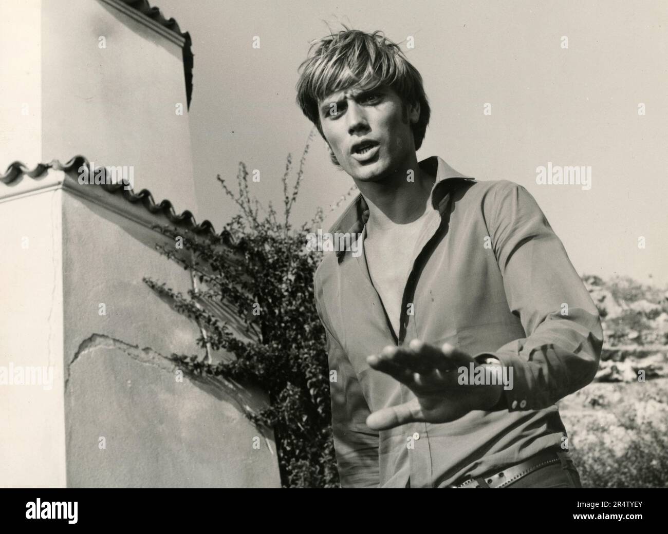 Italian actor Wolfgang Hillinger in the movie Un gioco per Eveline ...