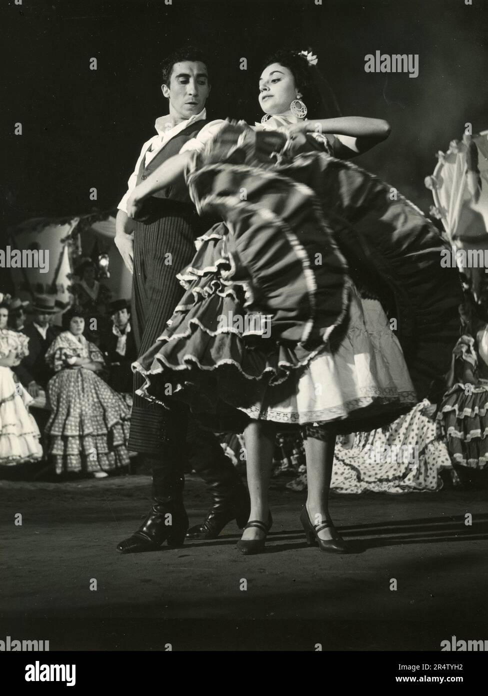 Traditional wearing hi-res stock photography and images - Alamy