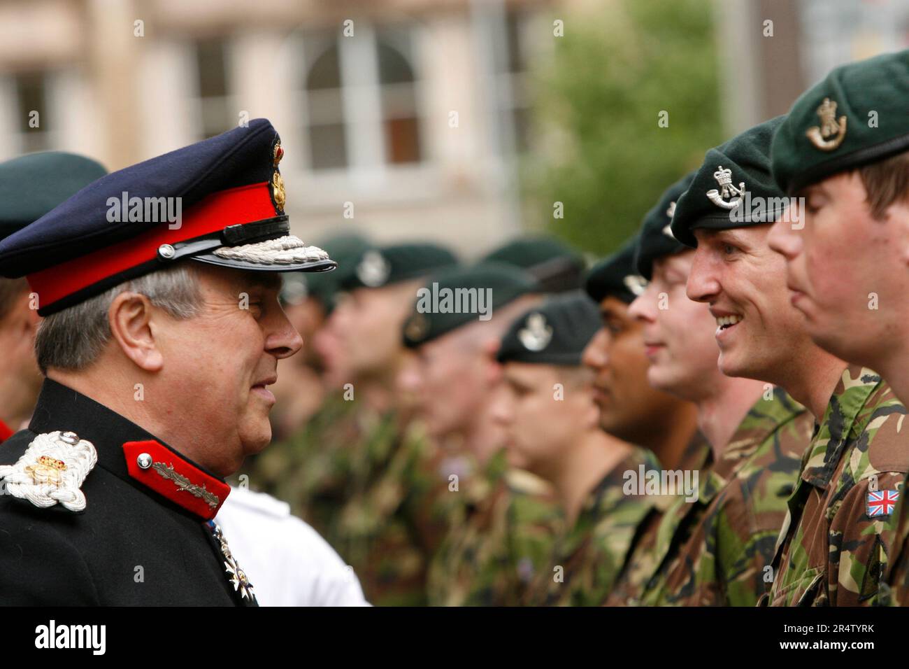 The 2nd Battallion of the Rifles march through the streets of Croydon ...
