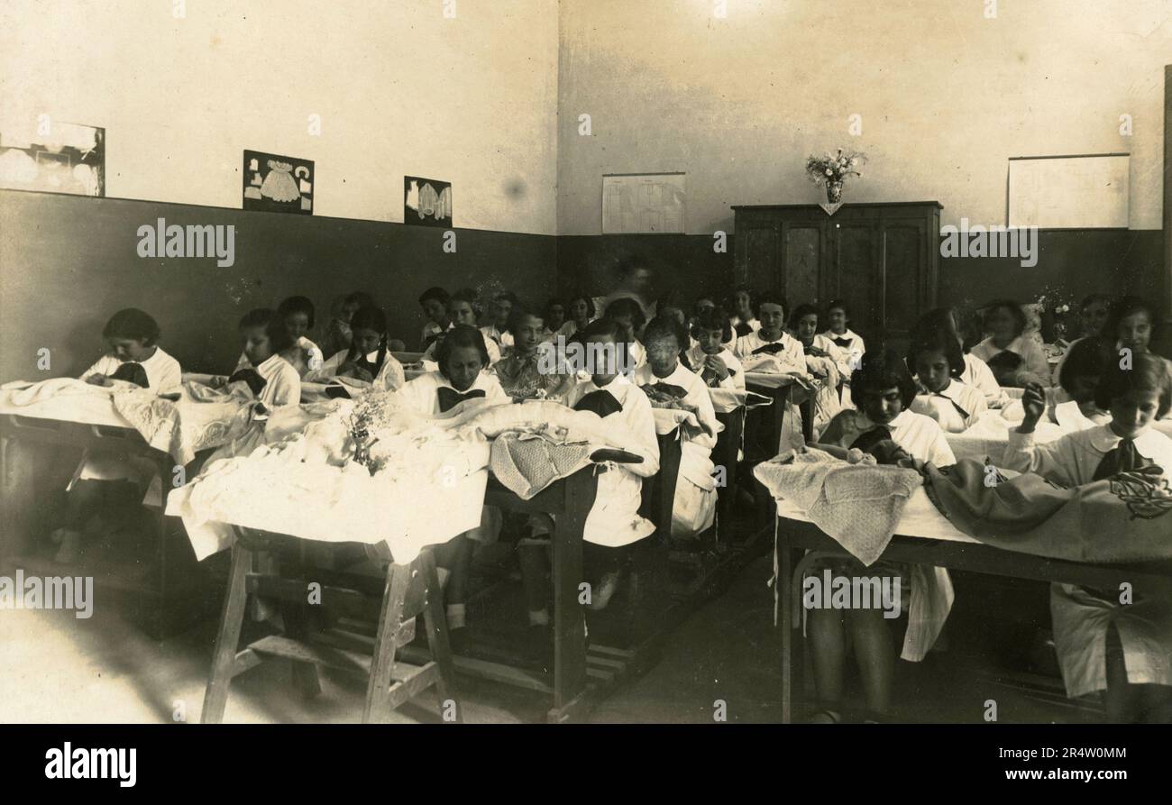 Workshop class of the female students of the vocational training school ...