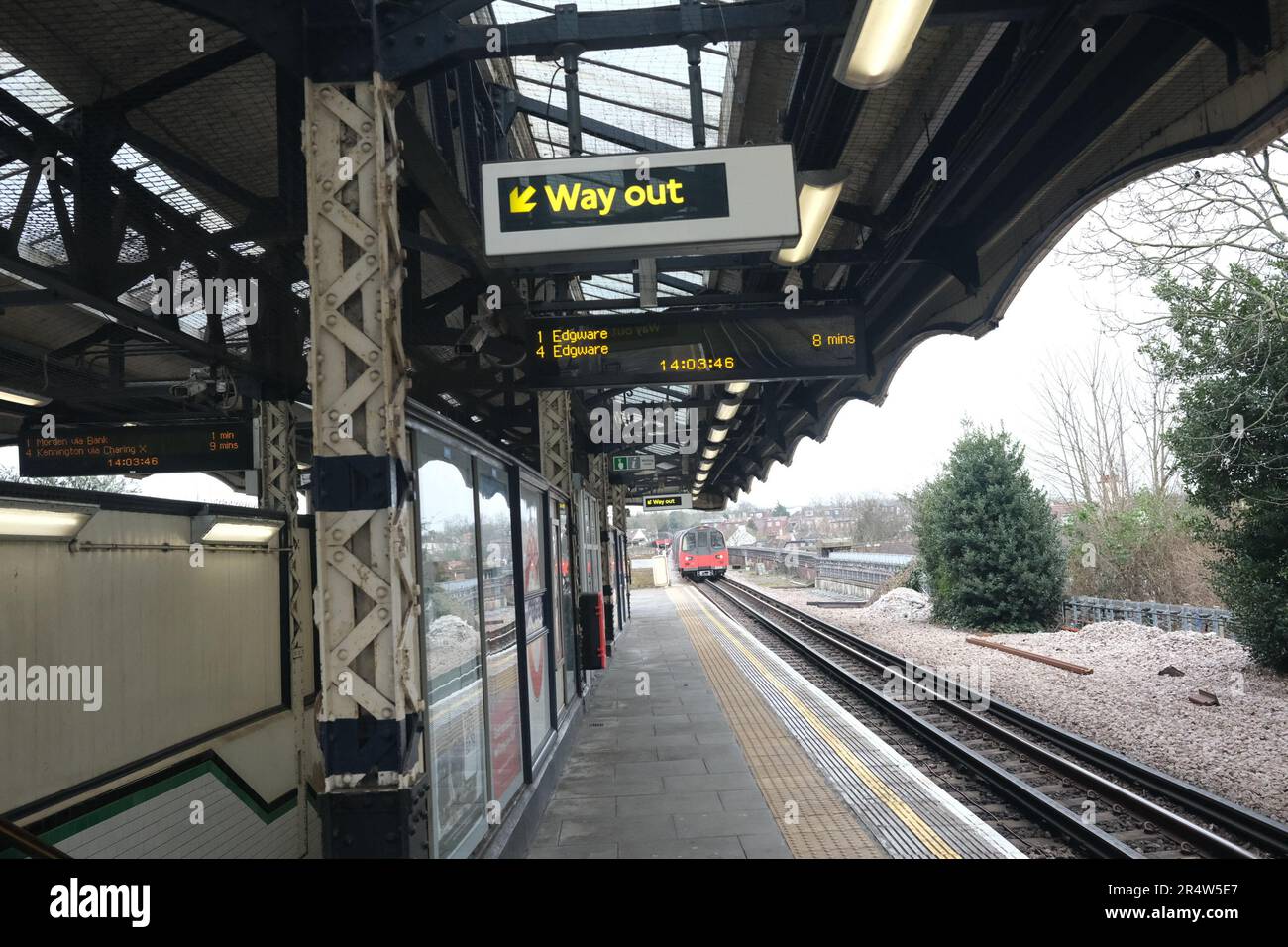 Stand back behind the yellow line hi-res stock photography and images ...