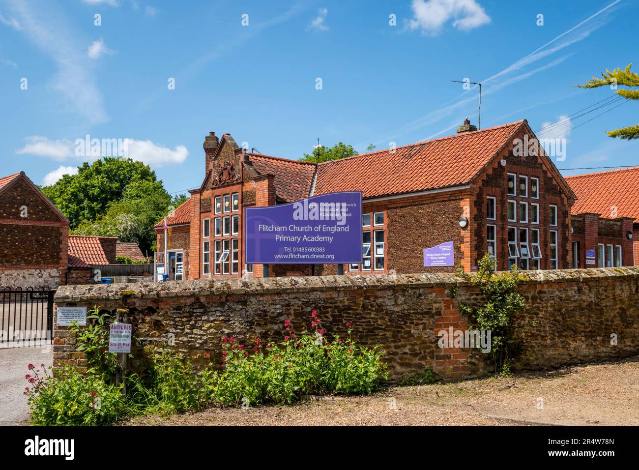Village sign of flitcham hi-res stock photography and images - Alamy