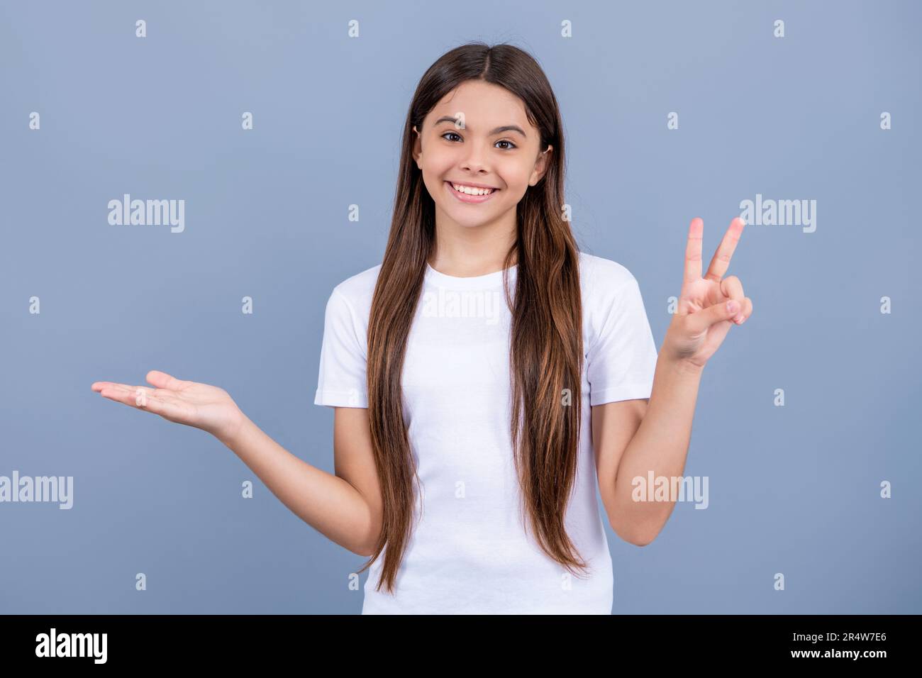 teen girl make advertisement on background, piece. photo of teen girl ...