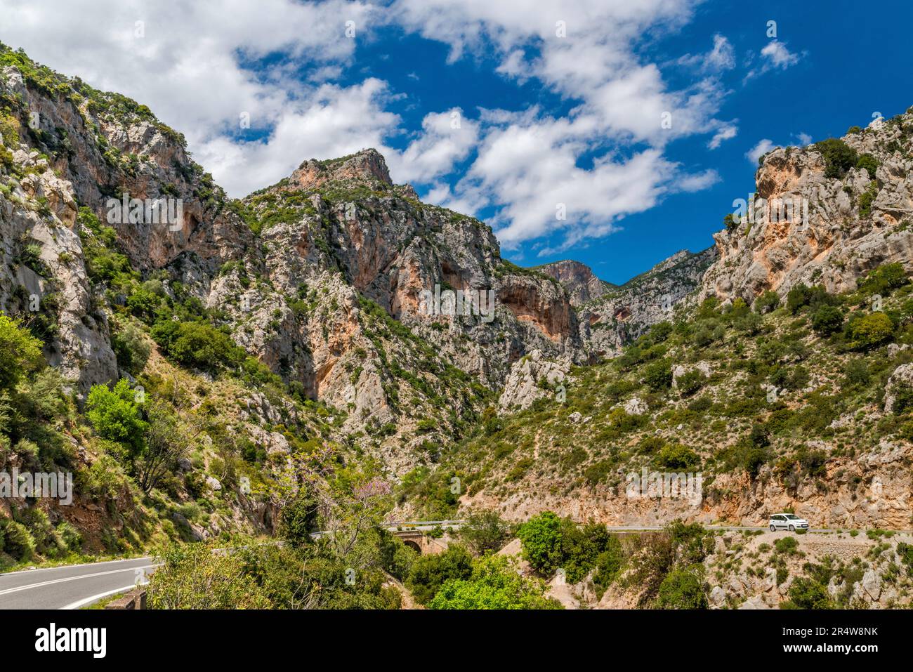 Parnon Massif (Parnonas Mtns), Bella Vista viewpoint, Dafnon river ...