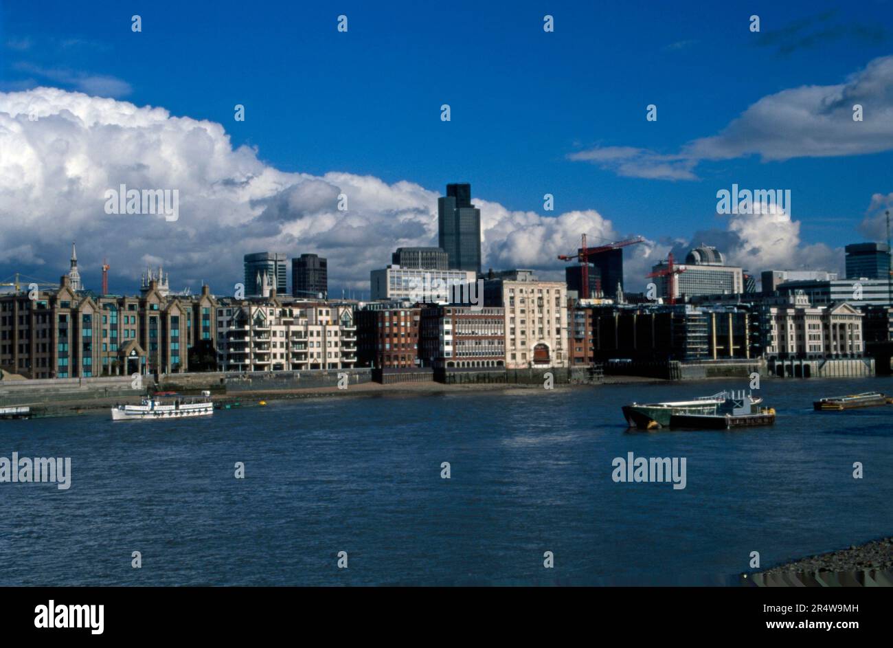 1990's view of the City of London including Tower 42 and the River ...