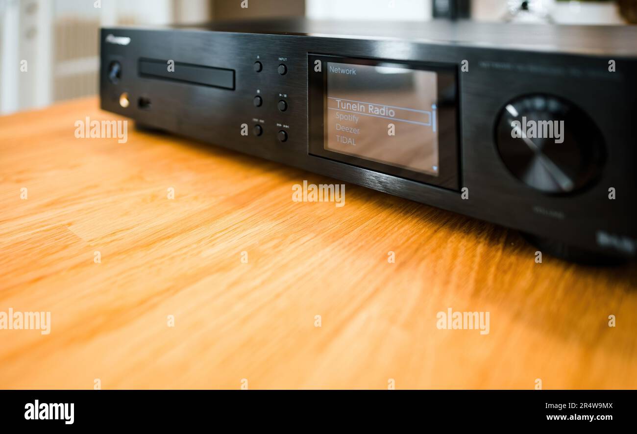 Frankfurt hi res hi-res stock photography and images - Alamy