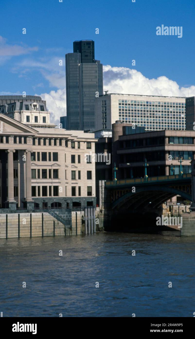 1990's view of the City of London including Tower 42 and the River ...