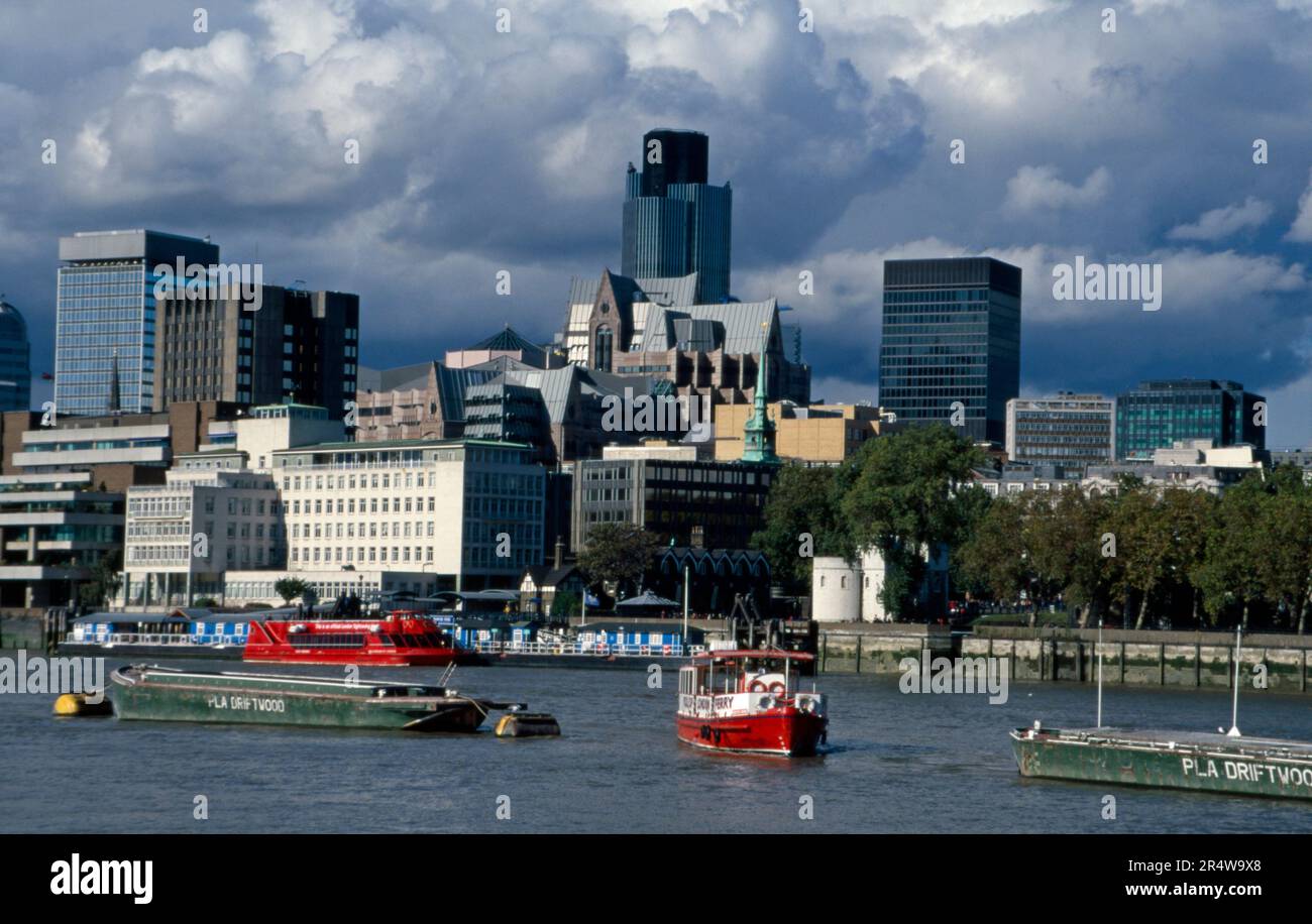 1990's view of the City of London including Tower 42 and the River ...