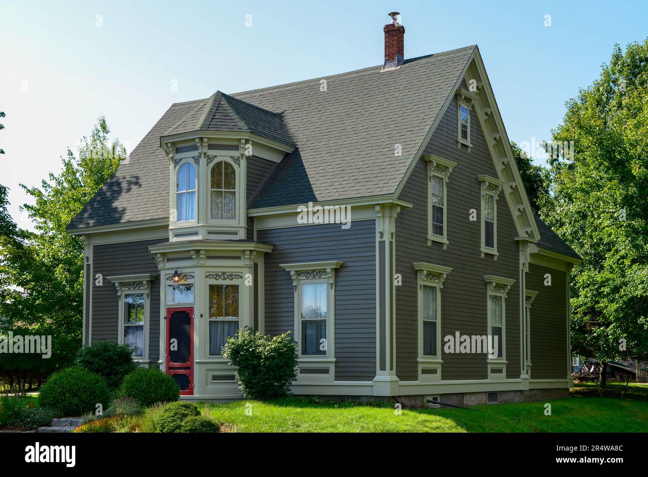 Mansard Roof House Designs