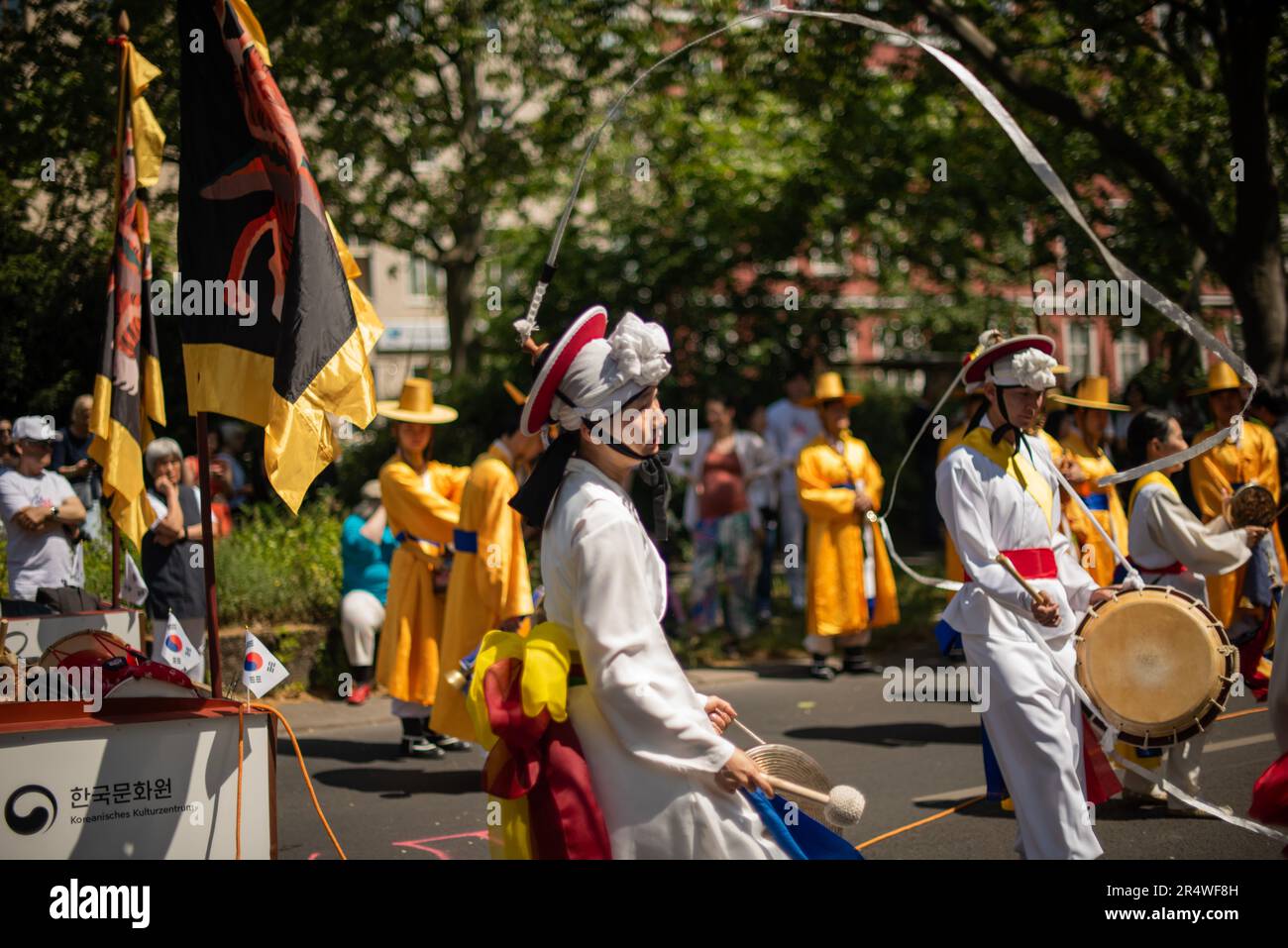 The Carnival of Cultures in Berlin reached its pinnacle with the grand ...