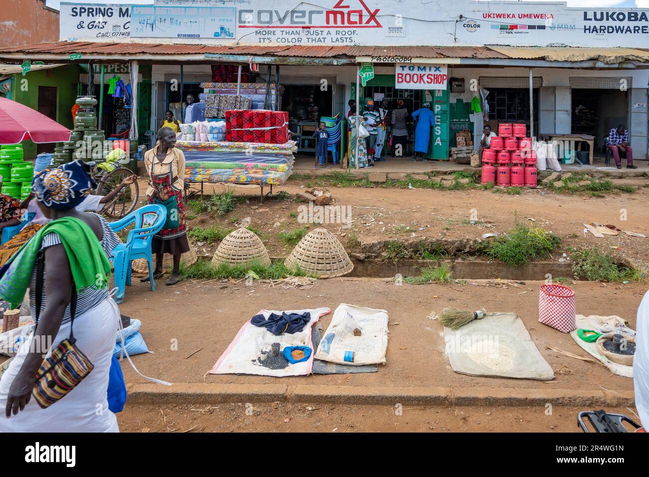 Open market along side of the road in a small town. Kenya, Africa Stock ...