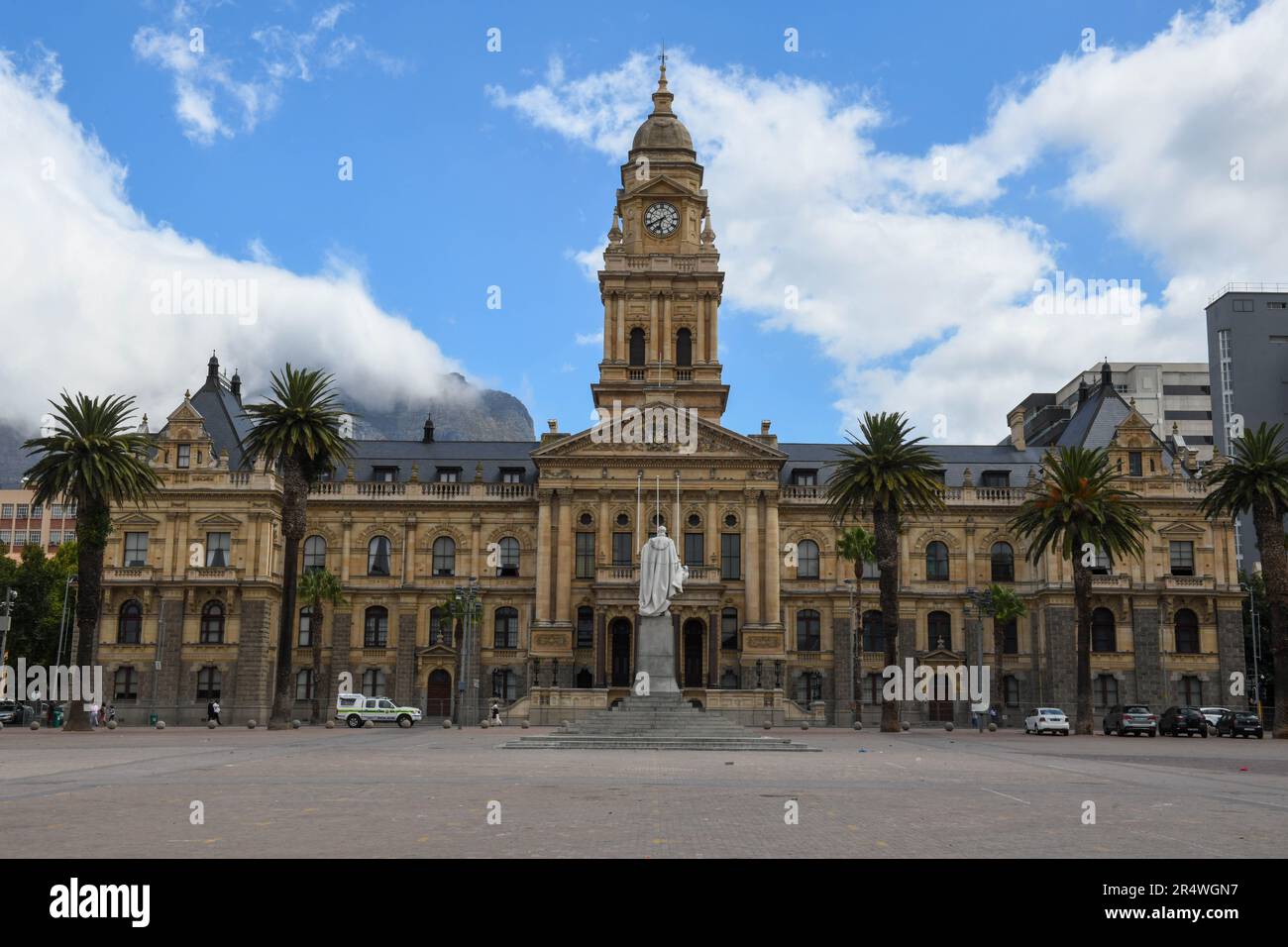 Cape Town, South Africa - 2 February 2023: the city hall of Cape Town ...