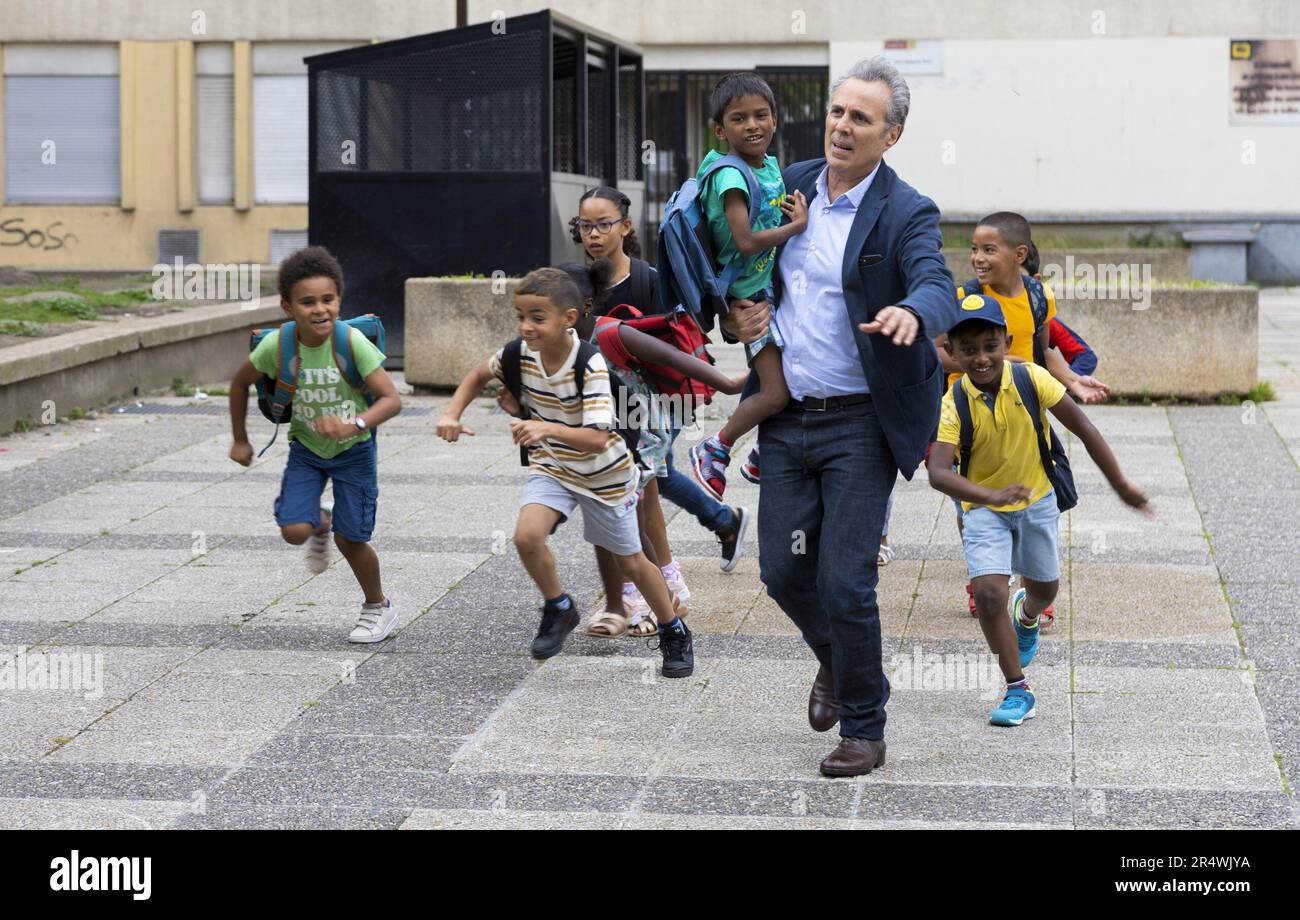 Le Cour des miracles Year : 2022 France Director : Carine May, Hakim ...