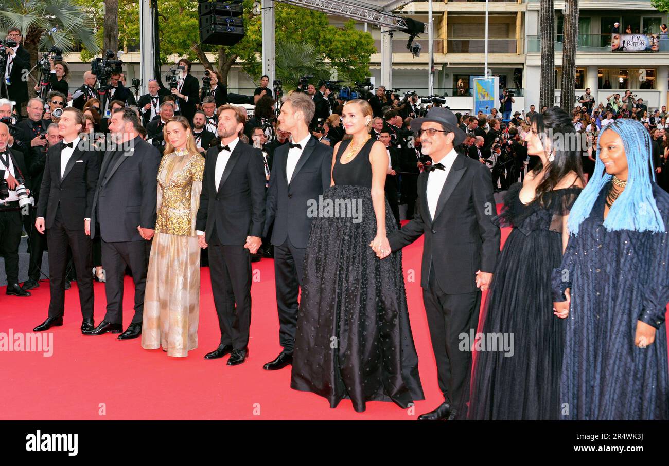The Jury : Paul Dano, Denis Ménochet, Brie Larson (Chanel), Ruben ...