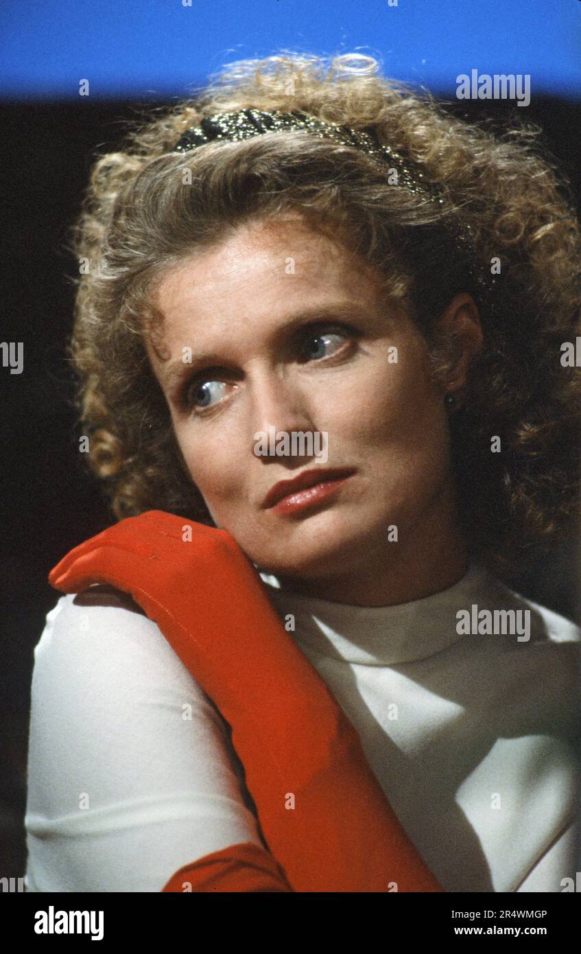 Marie-Christine Barrault interpreting Death in the play "Orphée ...