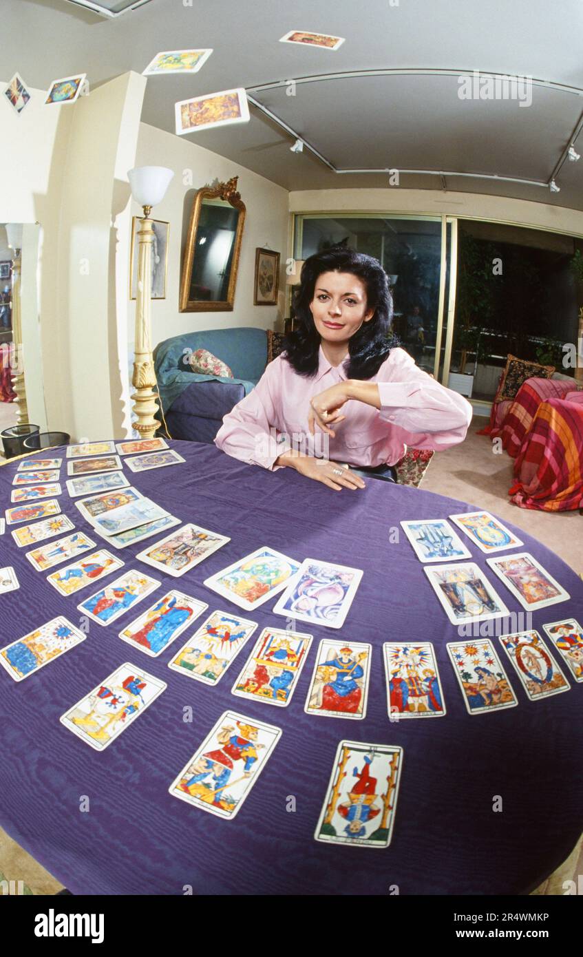 French tarot hi-res stock photography and images - Alamy