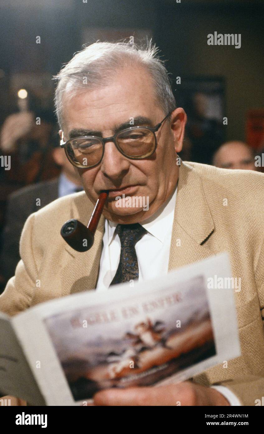 Presented on newspaper hi-res stock photography and images - Alamy