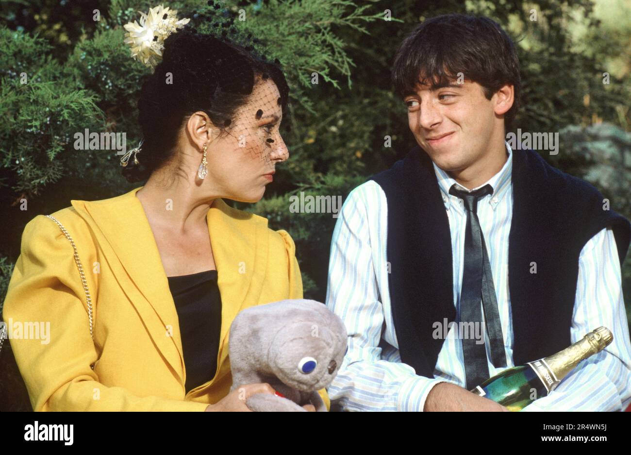French comedians Bernadette Lafont and Patrick Bruel on the set of the ...