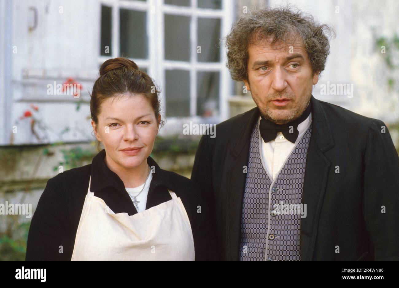 Le petit docteur (TV series) TV series (1986-) Year: 1986 Director: Patrick Dromgoole Catherine ...