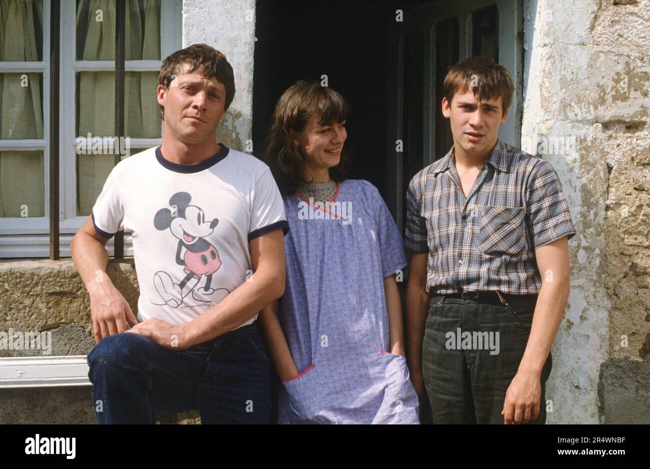 Alain Lahaye, Sophie Edmond and Florent Pagny during the shooting of ...