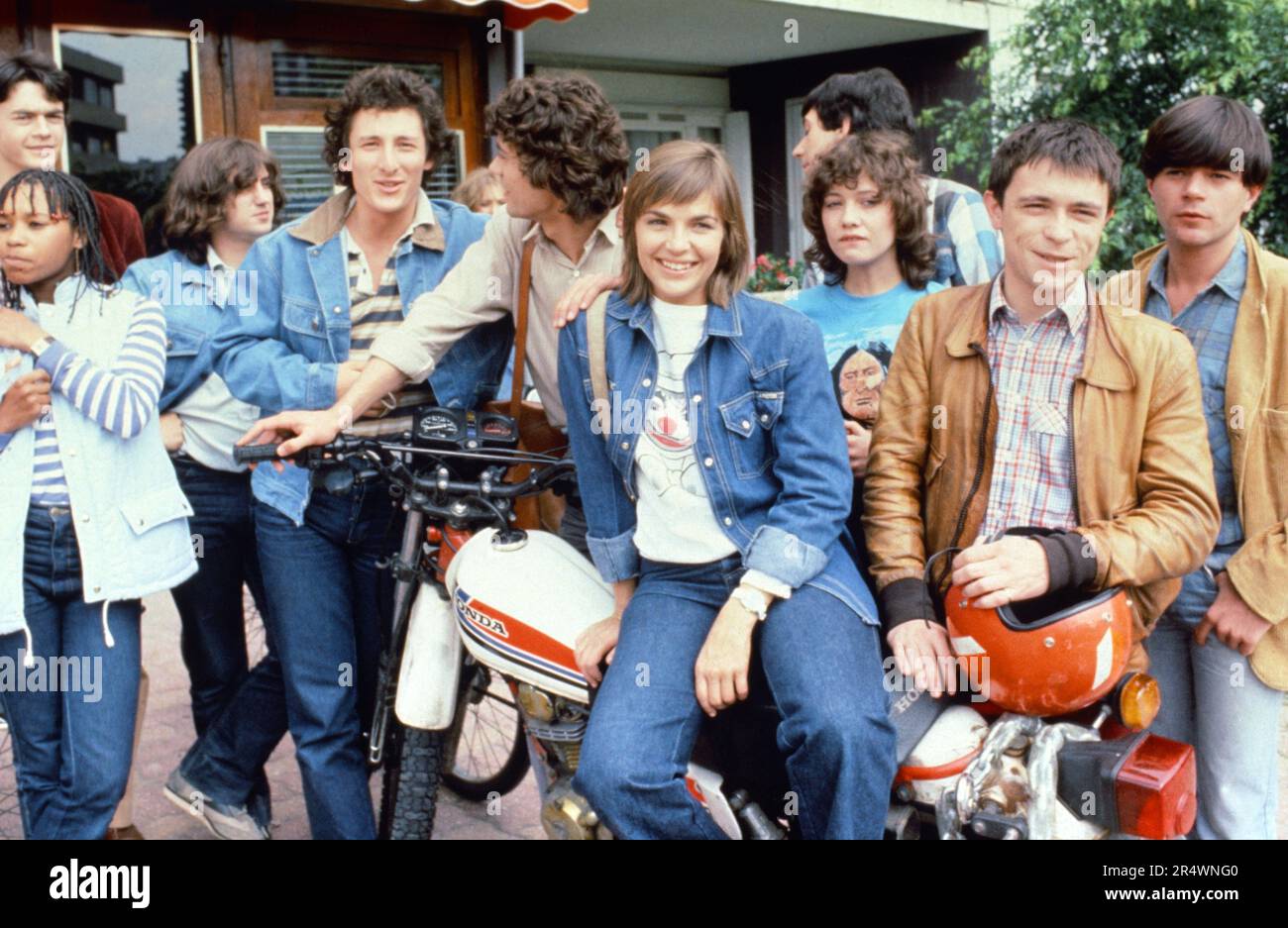 Pause-café (TV series) Year: 1981 France Director: Serge Leroy Rudolph ...