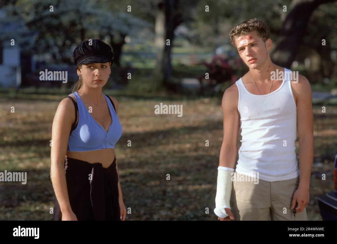 I Know What You Did Last Summer Year : 1997 USA Director : Jim Gillespie Sarah Michelle Gellar ...