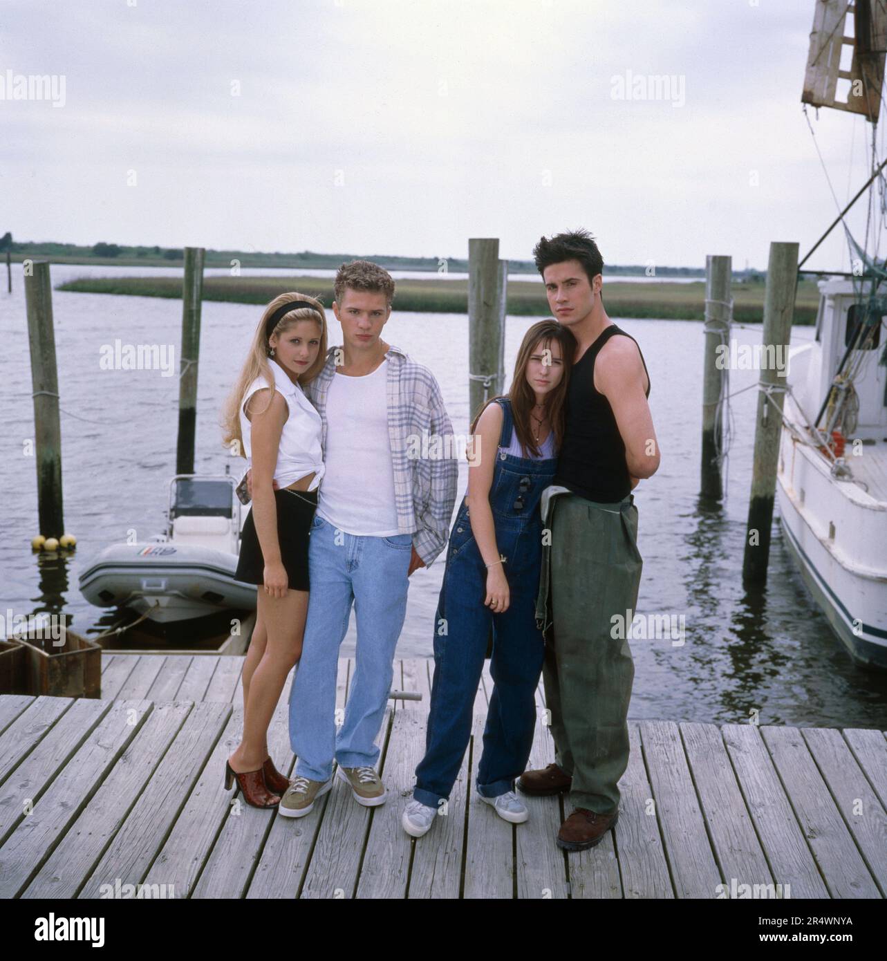 I Know What You Did Last Summer Year : 1997 USA Director : Jim Gillespie Sarah Michelle Gellar ...