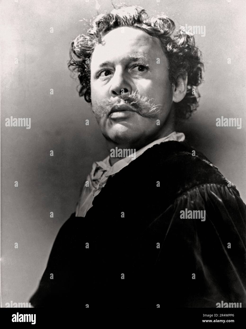 Rembrandt Year: 1936 - UK Charles Laughton Director: Alexander Korda ...