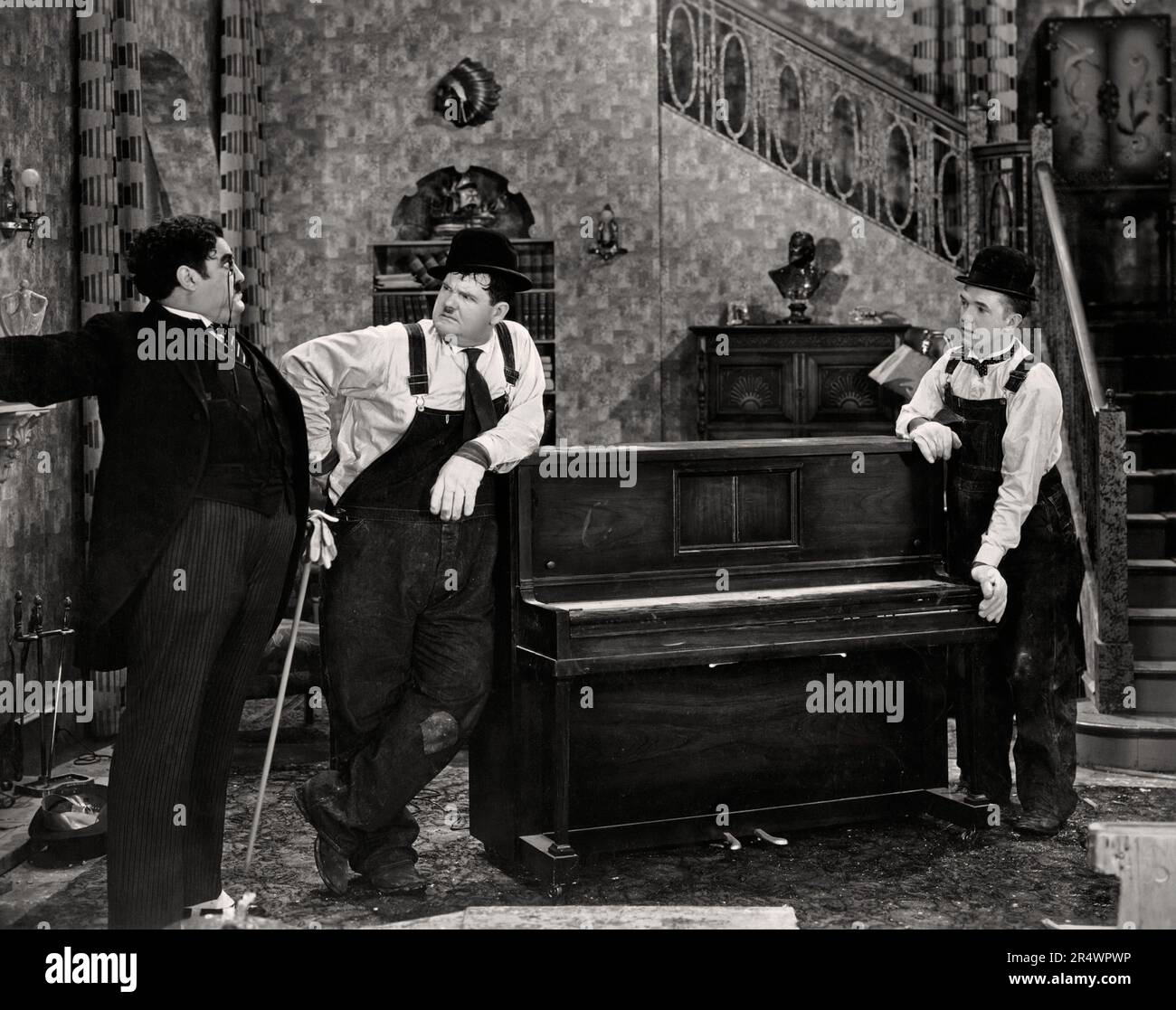 Movie stan laurel usa 1930s hi-res stock photography and images - Alamy
