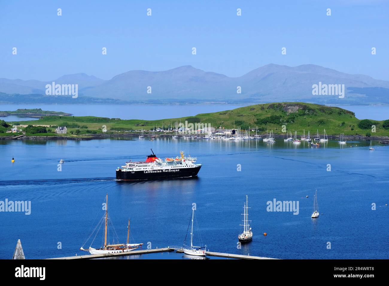 Oban, Scotland, UK. 30th May 2023. Glorious warm and sunny weather in ...