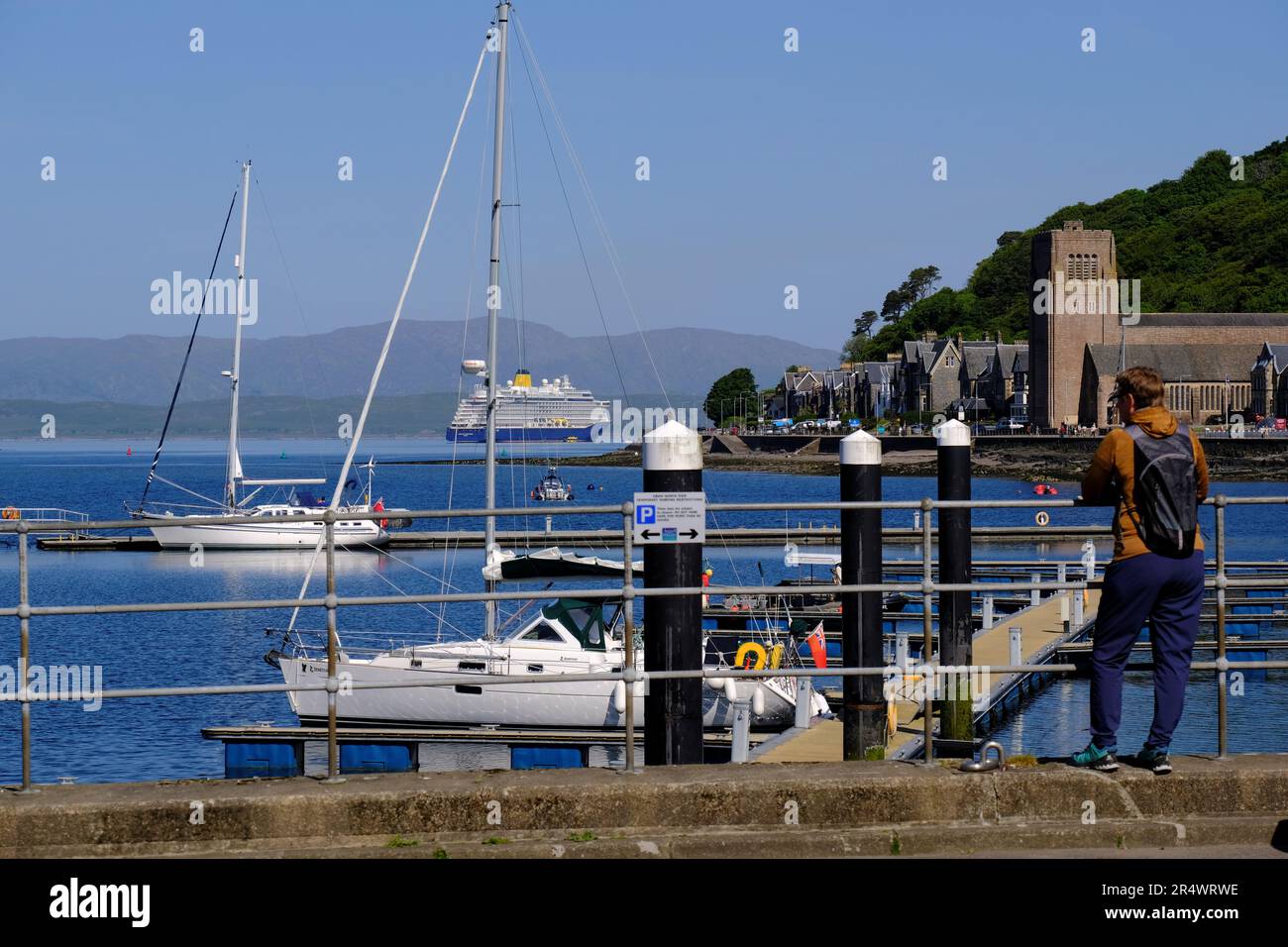 Oban, Scotland, UK. 30th May 2023. Glorious warm and sunny weather in ...