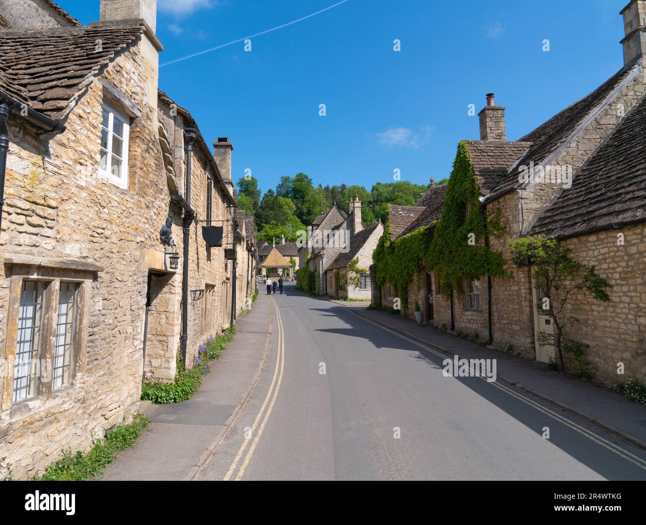 Castle Combe pretty quaint village in Cotswolds Area of Natural Beauty ...