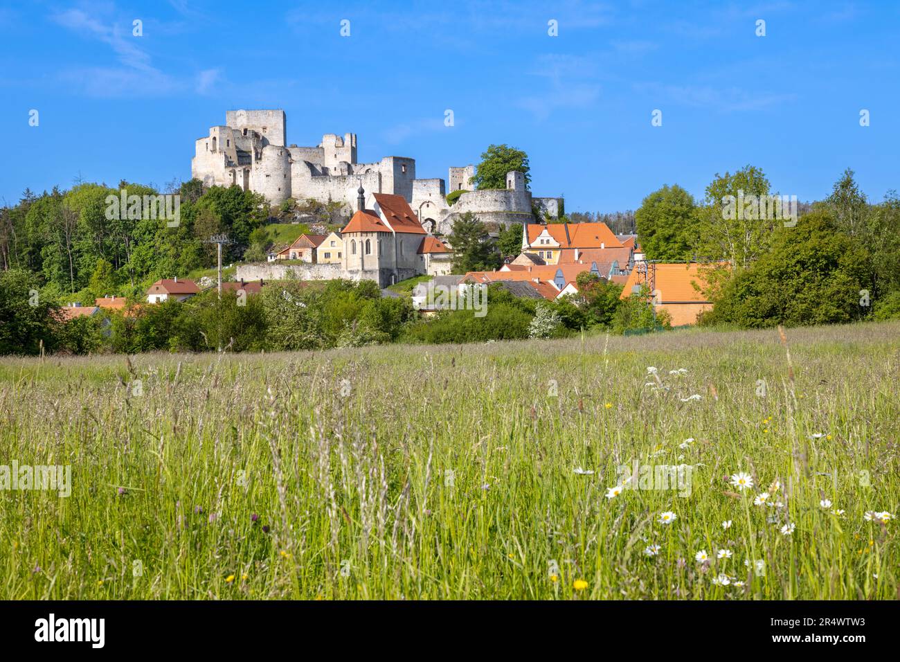 Goticky hrad Rabi (1300, Narodni kulturni pamatka), Plzensky kraj ...
