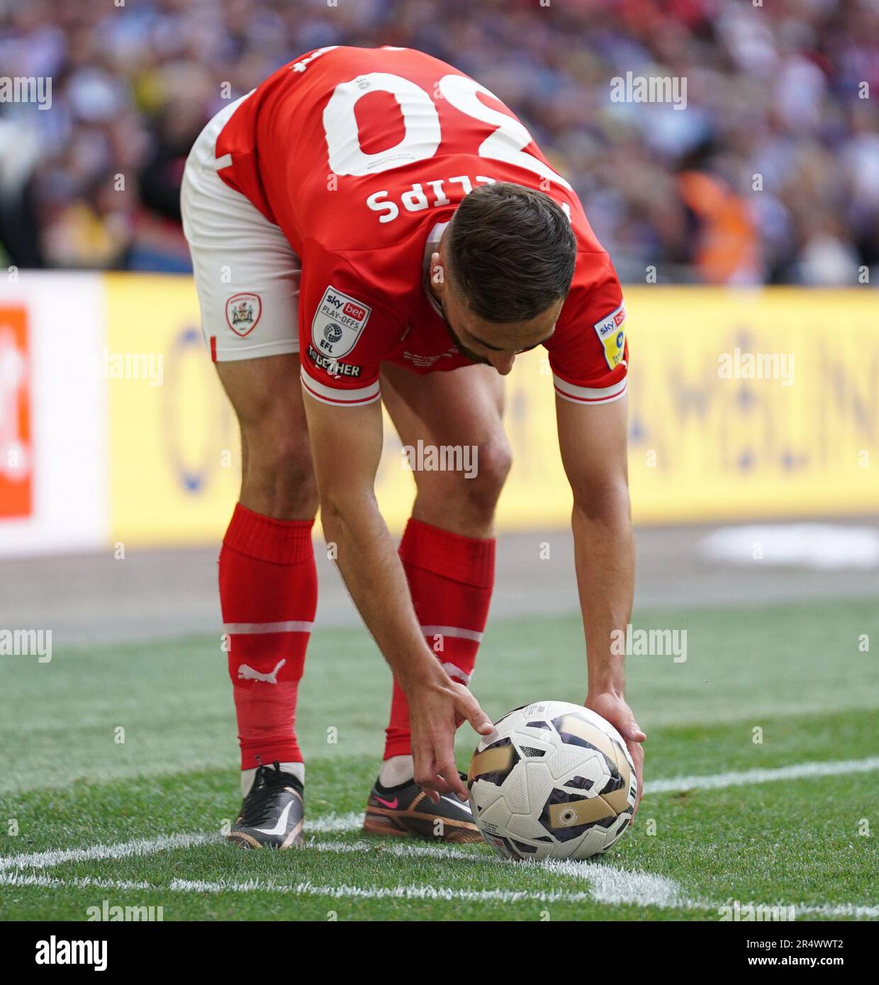 Barnsley v sheffield wednesday wembley hi-res stock photography and ...