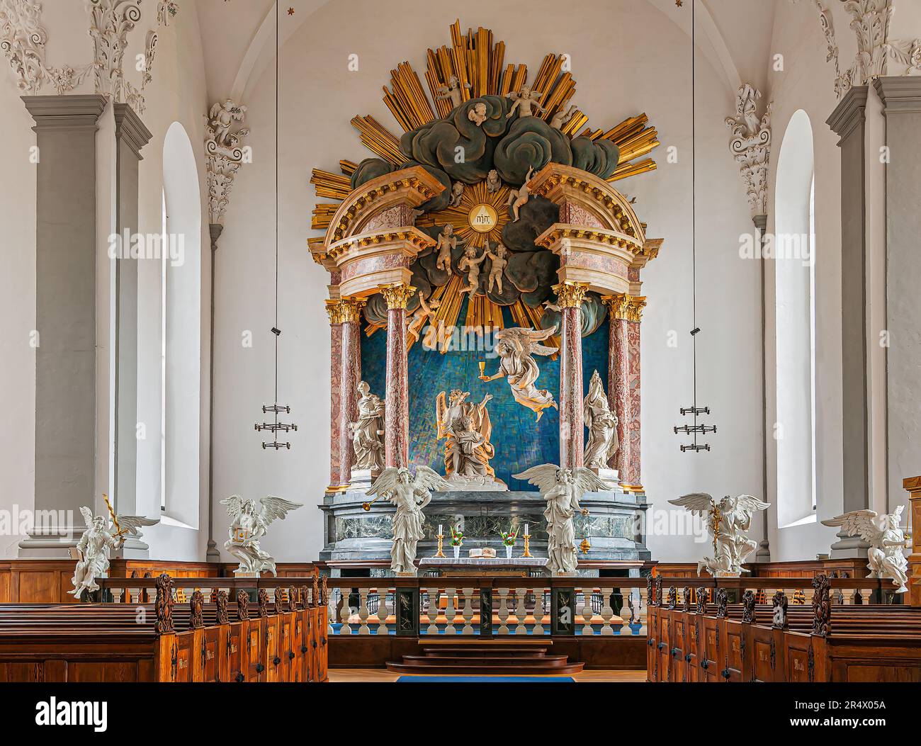 Marble main altar hi-res stock photography and images - Alamy