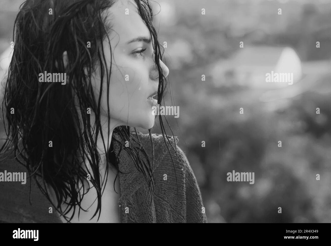 Woman in rain. Picture emotion woman. Sad female mood. Woman emotions ...