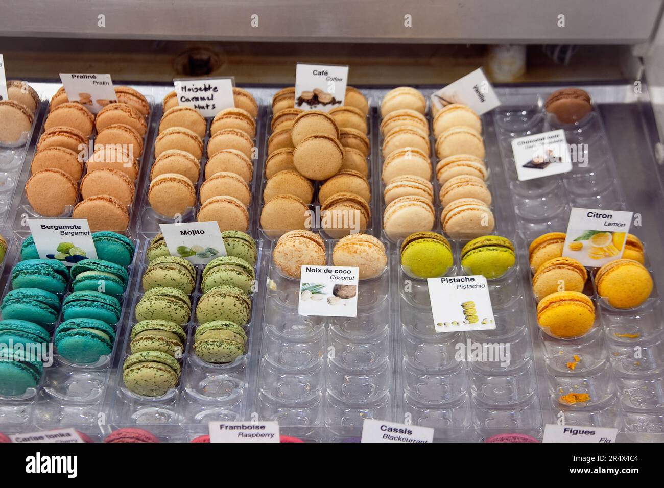 France, Provence-Alpes-Cote d'Azur, Antibes, Provencal food market ...