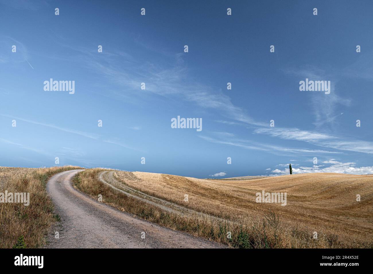 Panorama typical italian countryside hi-res stock photography and ...