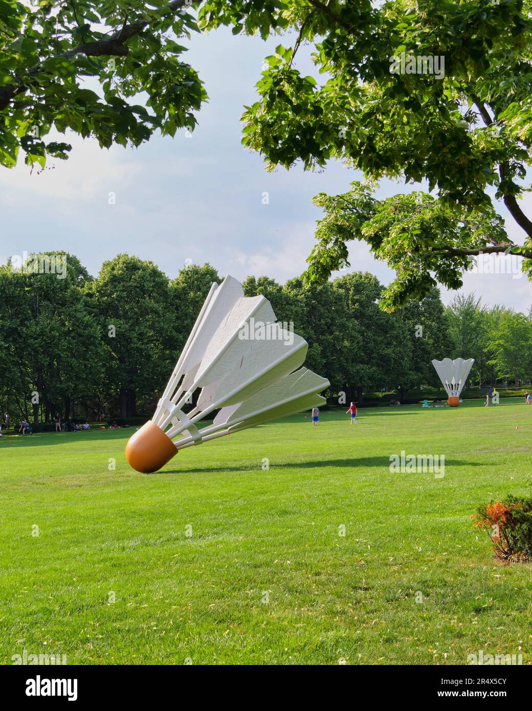 Kansas City, Missouri - May 29, 2023: Shuttlecock Sculptures of the ...