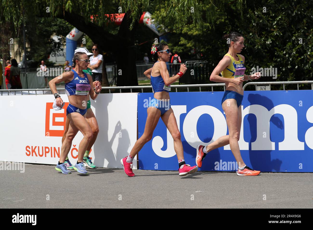 The leading group of four towards the end of the 20km Women at the ...