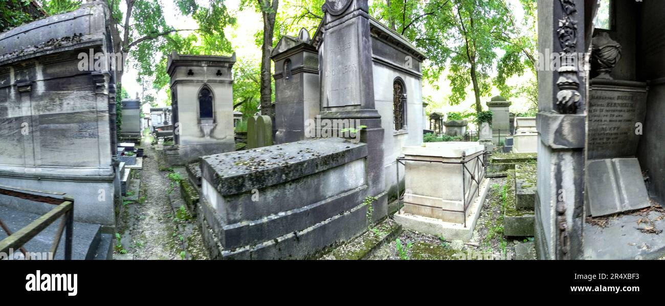 High resolution views of the fabalous historic Montmartre Cemetery ...