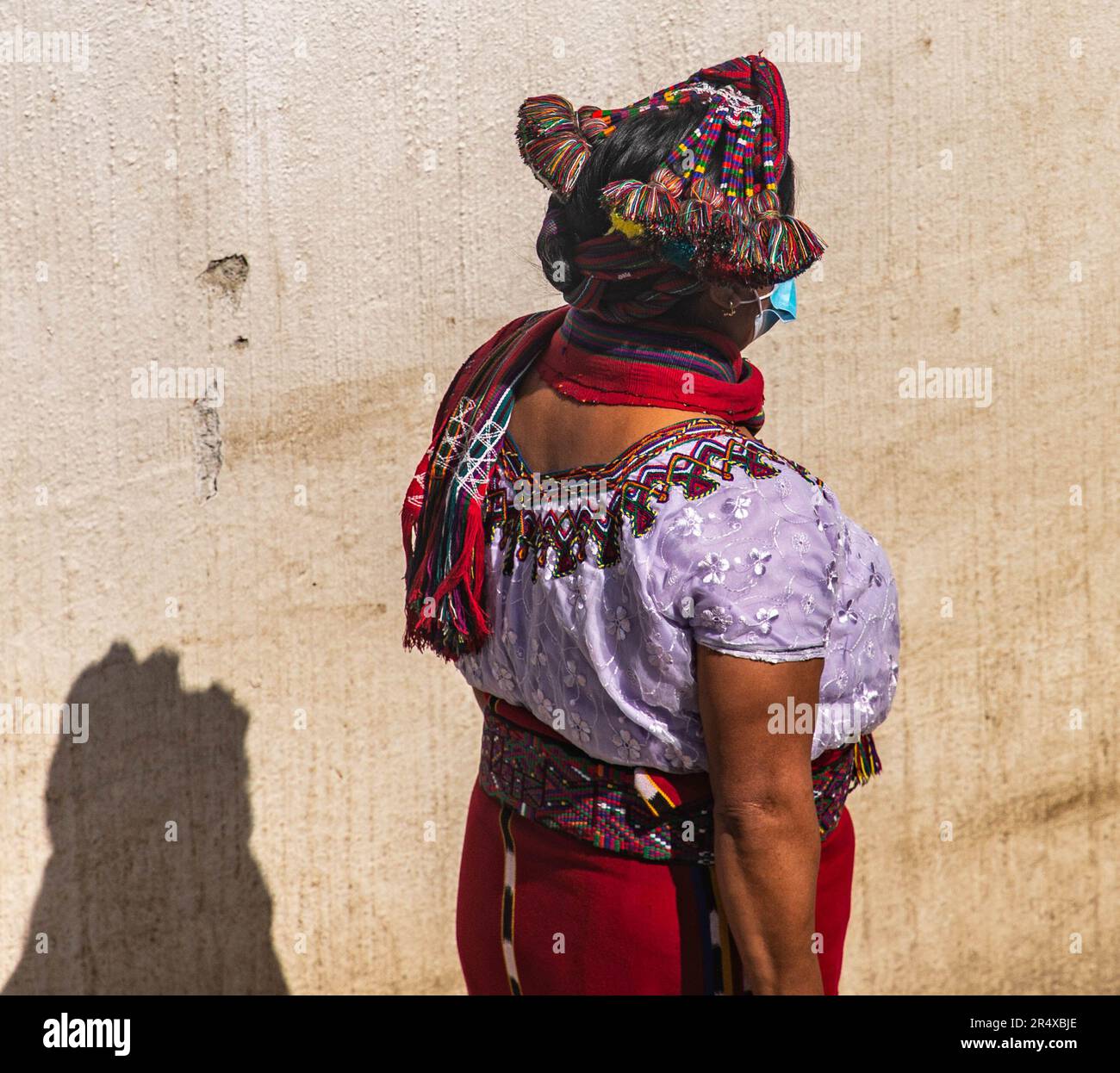 Mayan women in skirts hi-res stock photography and images - Alamy
