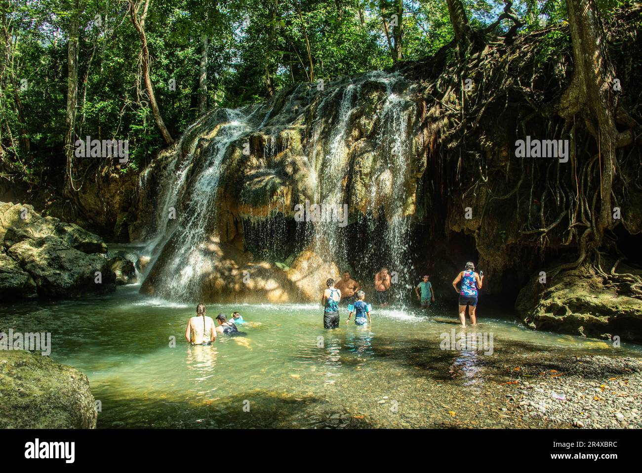 Finca el paraiso waterfall guatemala hi-res stock photography and ...
