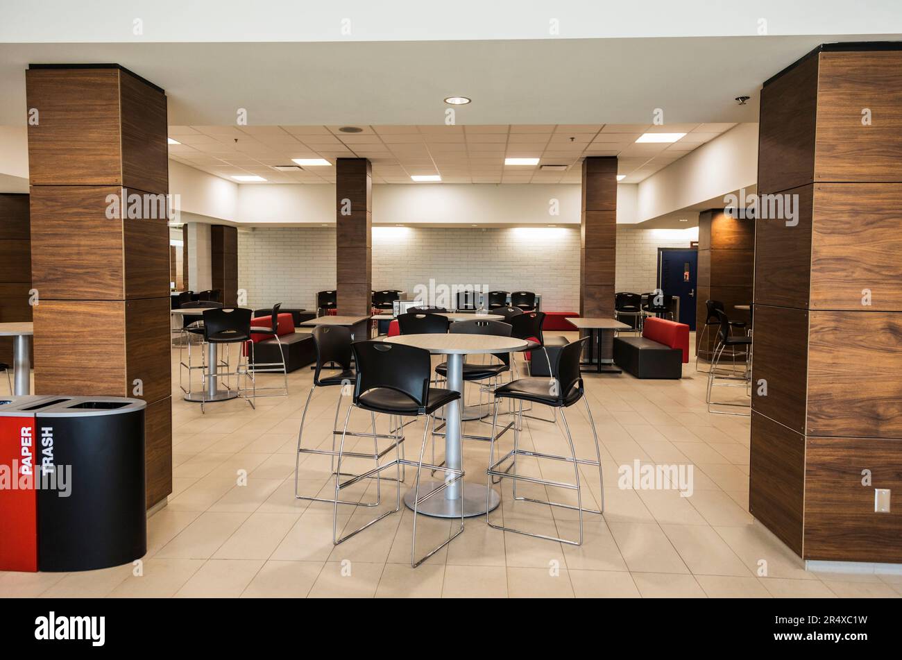 Student union lounge hi-res stock photography and images - Alamy