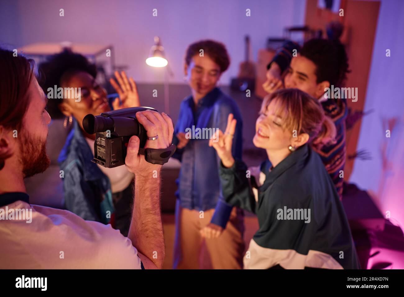 Nostalgia woman friends hi-res stock photography and images - Alamy